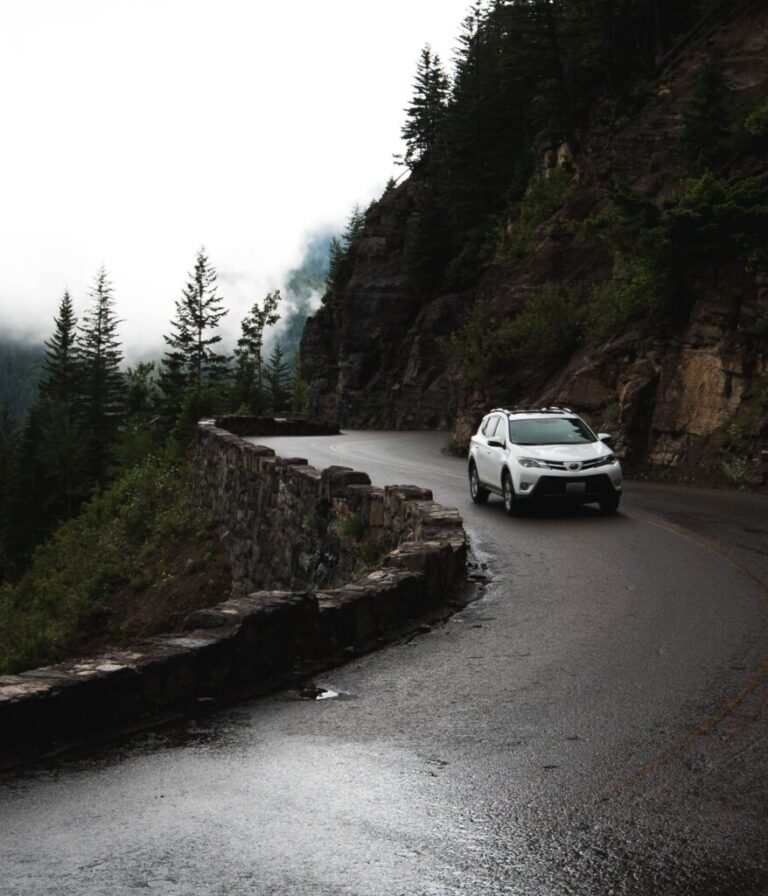 Stay Safe on the Road: Tips for Driving in Bad Weather